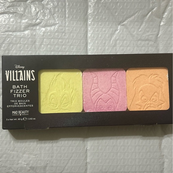 Disney | Bath & Body | Disney Villains Bath Fizzer Trio Scary Ursula ...
